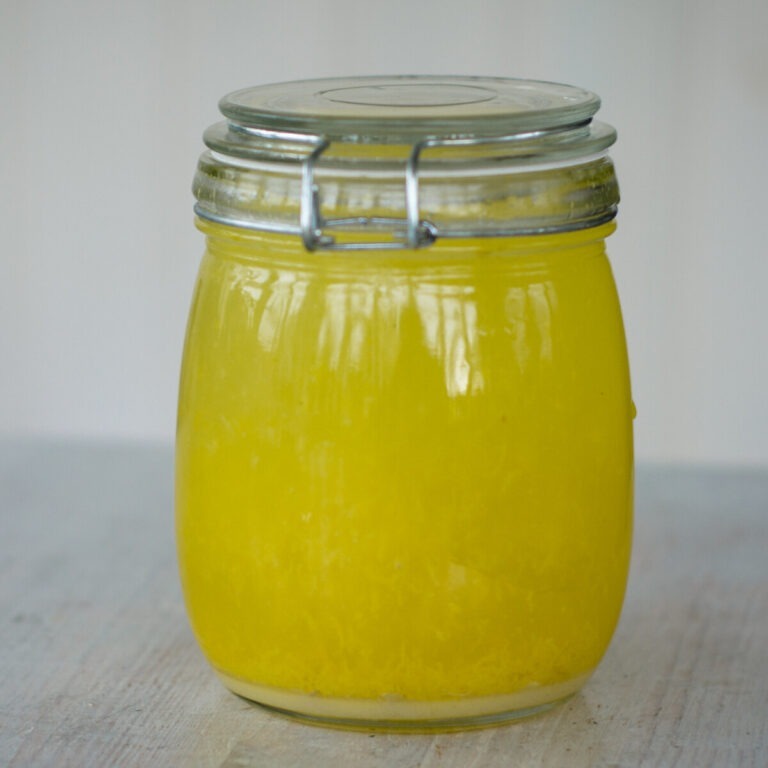 Aprende a Elaborar un Licor de Oro en 2 pasos» ¡Típico y Delicioso!