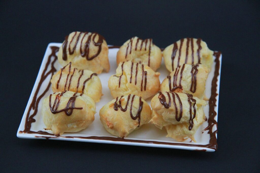 Como Hacer la Receta de Profiteroles ⇨ Postre Típico y Tradicional